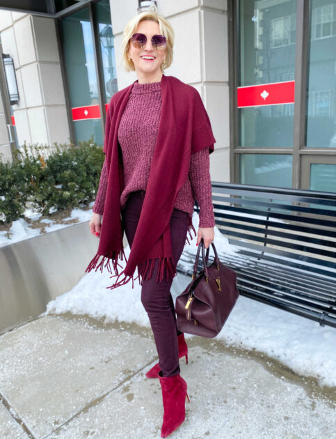 Monochromatic Dressing Tricks to Magically Slim