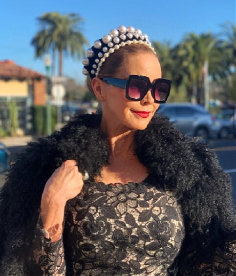 Can You Wear a Headband After 40? - Fabulous after 40