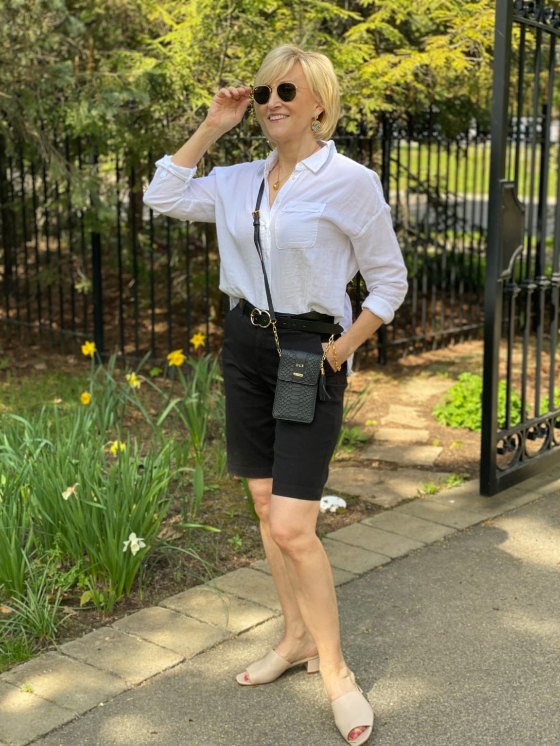 3 Chic Ways to Style Bermuda Shorts You May Not Have Thought Of ...
