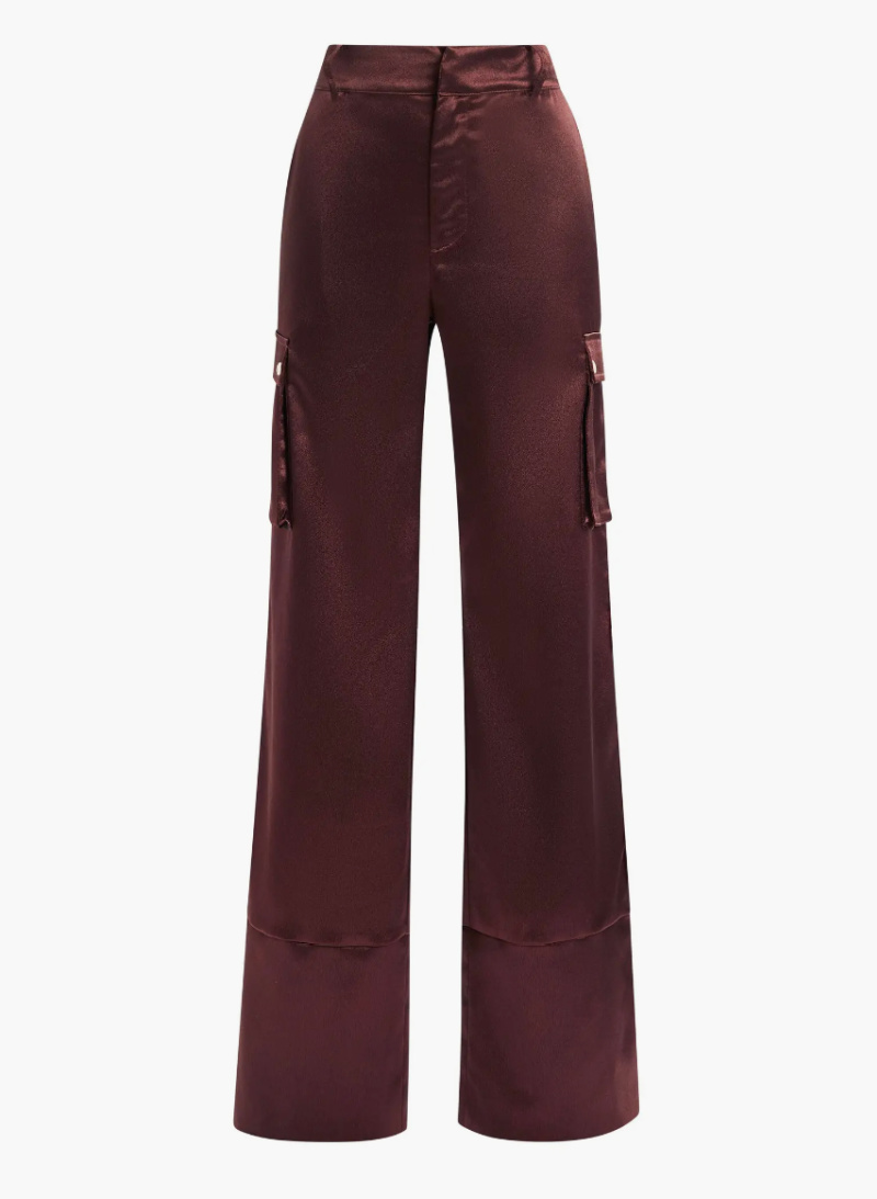 Cute Cargo Pant Outfits for Women Over 50